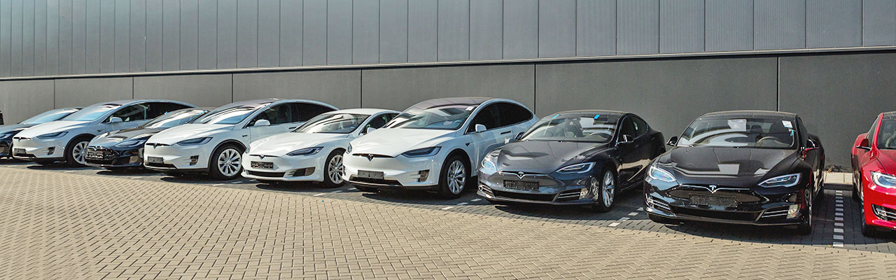 Vehicle Features – TeslaTap